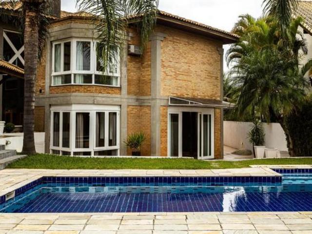 CASA PARA LOCAÇÃO E VENDA