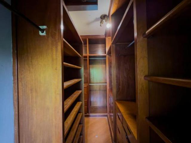 CASA PARA LOCAÇÃO E VENDA