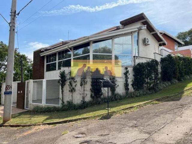 Casa para locação e venda com 3 Quartos, 1 Suite, 4 Vagas, 256.4M², Parque das Universidades, Campin