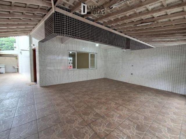 Casa para locação e venda no Canto do forte 3 dormitórios, sendo 1 suíte