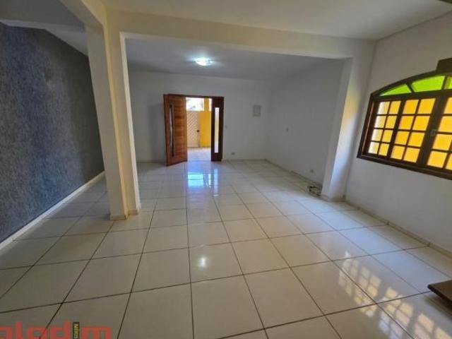 CASA PARA LOCAÇÃO E VENDA NO JARDIM VILA ROSCHEL EM PARELHEIROS