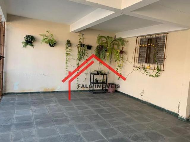 Casa para locação em Osasco SP, bairro Km 18: 2 quartos, 1 suíte, 2 salas, 2 banheiros, 2 vagas, 140