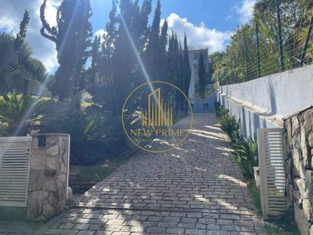 Casa para locação em condomínio