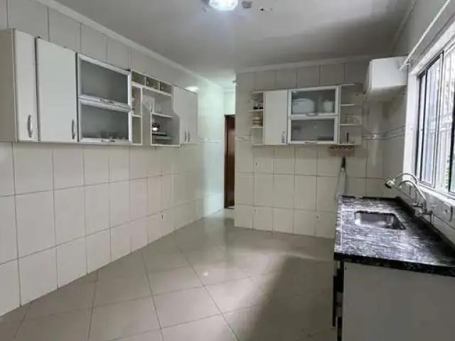 Casa para locação em São Paulo SP, no Conjunto Promorar Sapopemba: 2 quartos, 1 suíte, 1 sala, 1 banheiro, 80m² de área