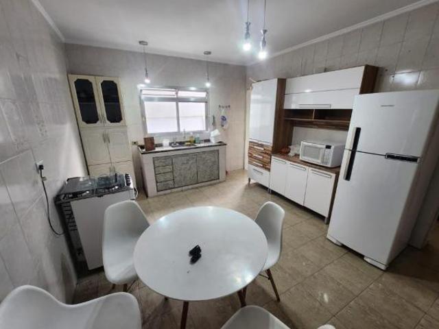 Casa para locação em Vila Anglo Brasileira com 4 quartos, 150m²