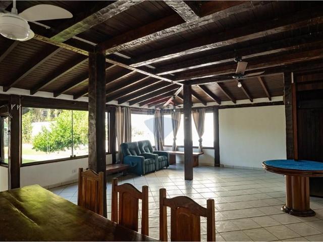 Casa para locação Pereque