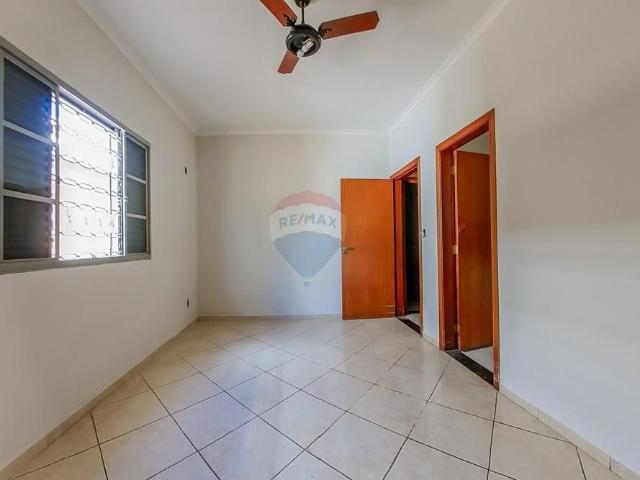 Casa para locação 03 quartos, 1 suíte Jardim Universitário Araras/SP