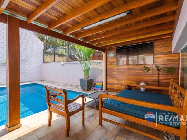 Casa para Locação 4 suítes Mobiliada Rua do Clube com Lazer Completo no condomínio Vista Alegr