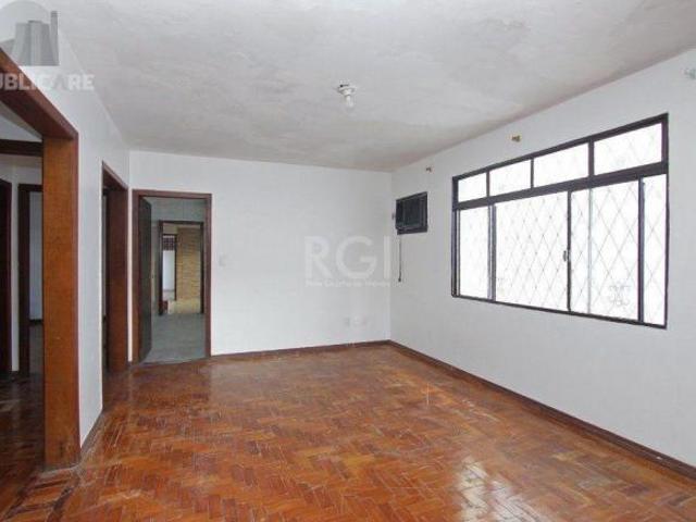 Casa para Locação/Aluguel 240m², 4 dormitórios, 6 vagas Nonoai