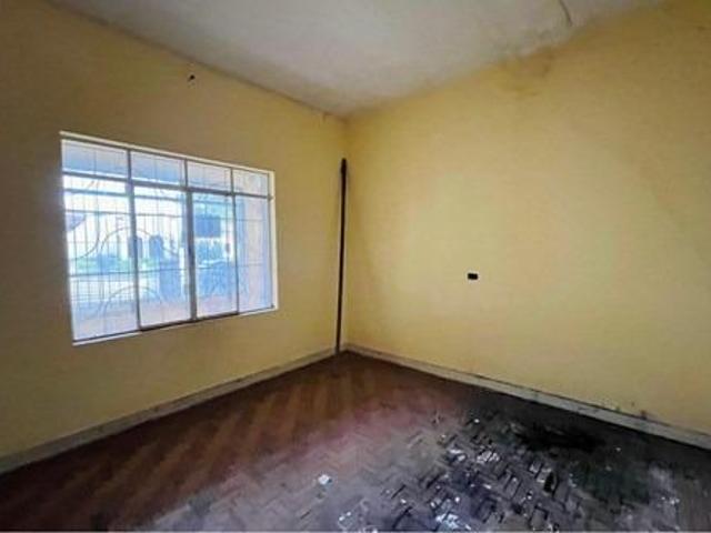 Casa para Reforma com Terreno de 494 m² no Bosque da Saúde