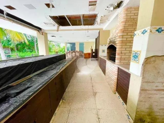 Casa para reformar com 4 quartos, sendo 3 suítes à venda, 739 m² por R$ 5.000.000 Barra da Tijuca