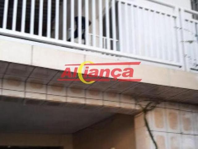 Casa para renda com 15 cômodos em Guarulhos