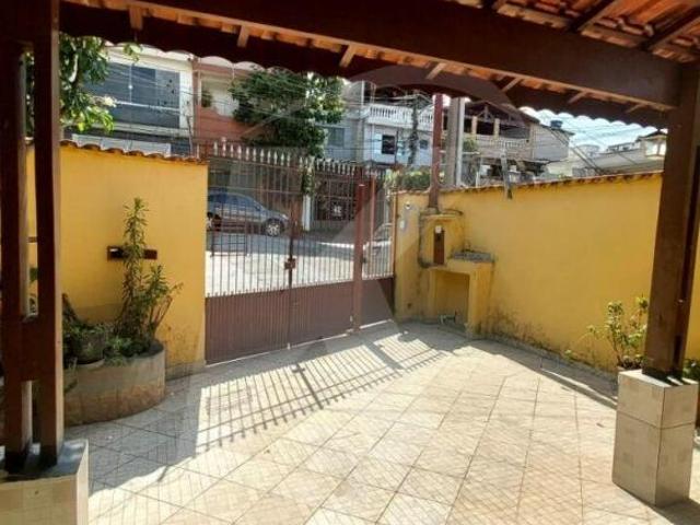 Casa para Renda a Venda na Vila Medeiros, com 4 casas no mesmo terreno