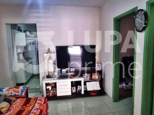 CASA PARA RENDA À VENDA NA VILA SABRINA