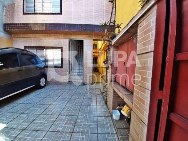 CASA PARA RENDA À VENDA NO JARDIM BRASIL