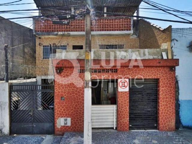 CASA PARA RENDA À VENDA NO PARQUE NOVO MUNDO
