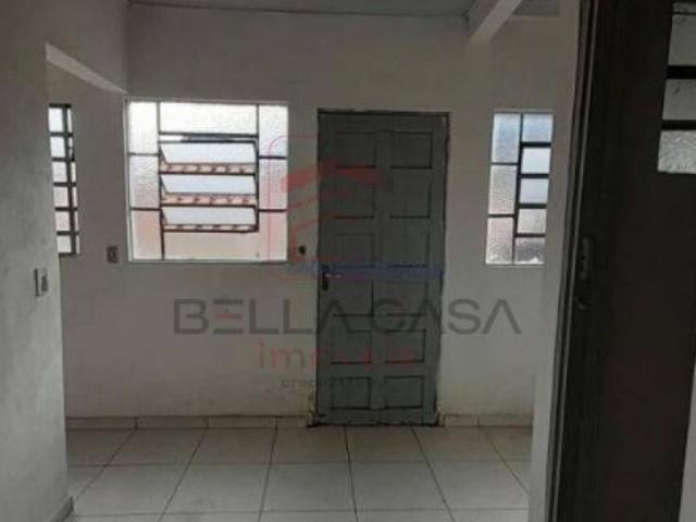 Casa para renda em Moinho Velho