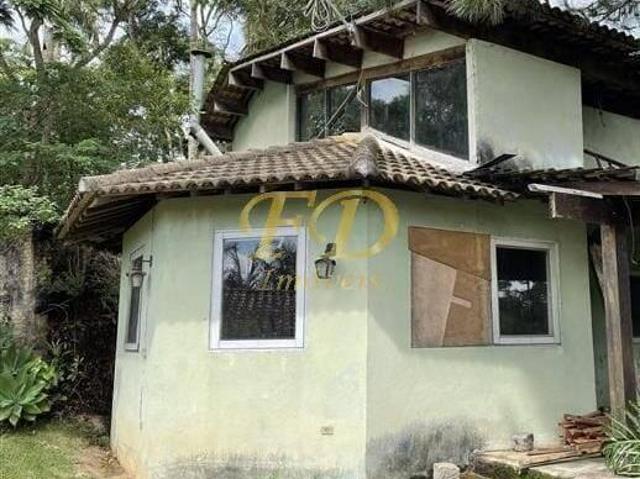 Casa para Residir ou Lazer Casa de Campo em Condomínio de Mairiporã