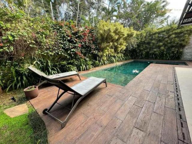 Casa para temporada e locação anual na praia de Juquehy!