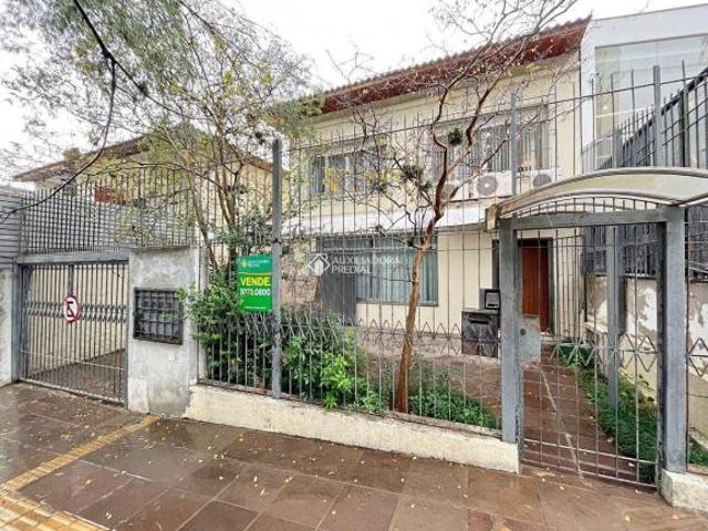 CASA PARA USO COMERCIAL OU RESIDENCIAL