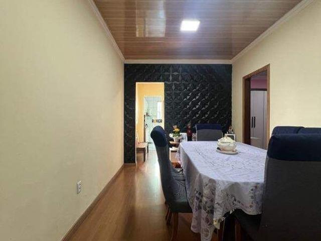Casa para Uso Comercial ou Residencial com Ótima Localização