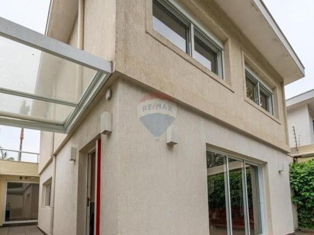 Casa para uso residencial ou comercial à venda no Brooklin | 4 salas | Próximo ao metrô