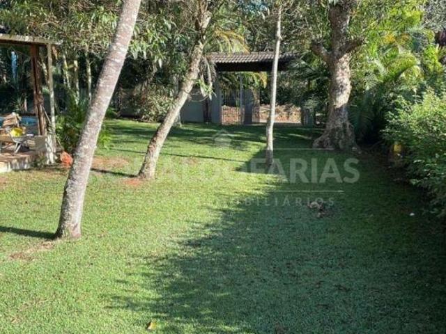 Casa Para Venda 3 Dormitórios uma suite piscina Condomínio Palmeiras