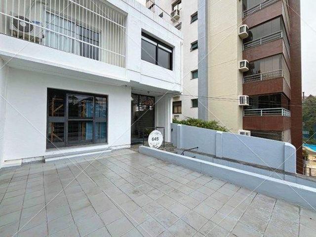 Casa para Venda 3 dormitórios, sendo 1 suites, 2 vagas Menino Deus
