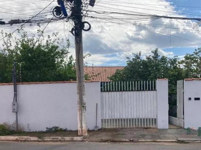 Casa para venda, 3 quarto s, Chácara Dos Pinheiros, Cuiabá