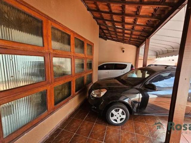 Casa para venda, 3 quartos, sendo uma suíte, Jardim Cuiabá, Cuiabá