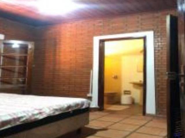 Casa para Venda, 05 dormitórios, sendo 05 suítes, 06 banheiros, 5 vaga de garagem