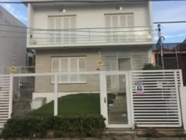 Casa para Venda 100m², 4 dormitórios, sendo 1 suites, 3 vagas Medianeira