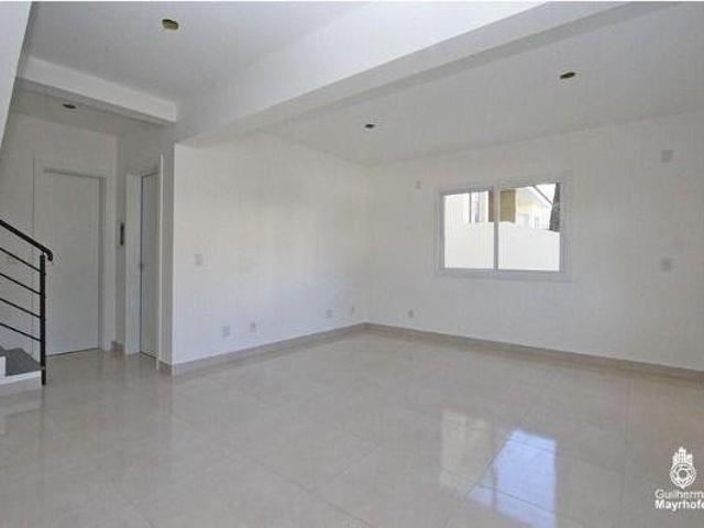 Casa para Venda 101.45m², 3 dormitórios, sendo 2 suites, 1 vaga Portal do Gu