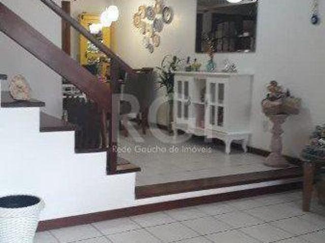 Casa para Venda 110.14m², 2 dormitórios, sendo 2 suites, 2 vagas Nova Ipanem