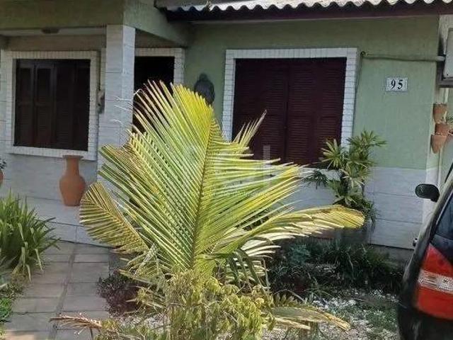 Casa para Venda 124.3m², 3 dormitórios, 2 vagas Centro
