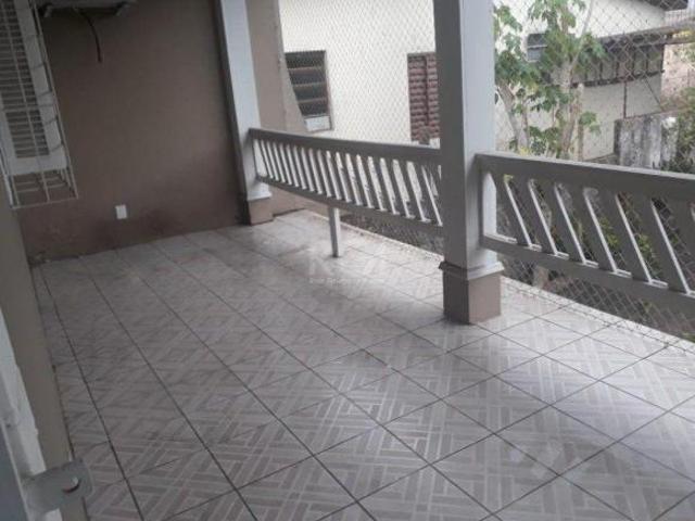 Casa para Venda 120m², 2 dormitórios, 4 vagas Cavalhada