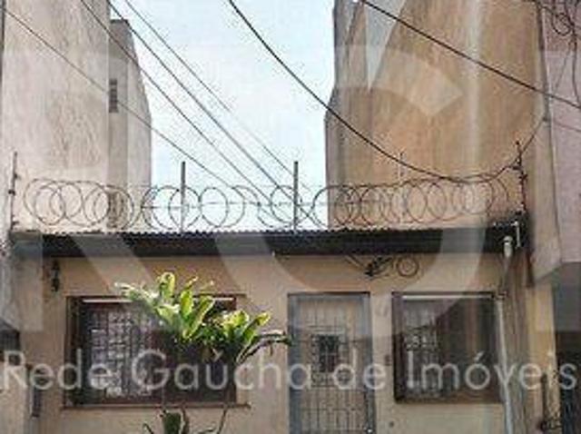 Casa para Venda 130m², 2 dormitórios, 1 vaga Cidade Baixa
