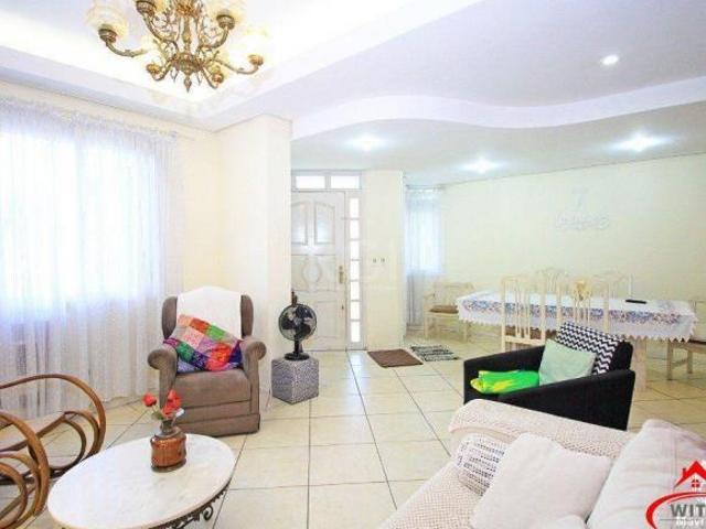 Casa para Venda 130m², 3 dormitórios, sendo 1 suites, 4 vagas Sarandi