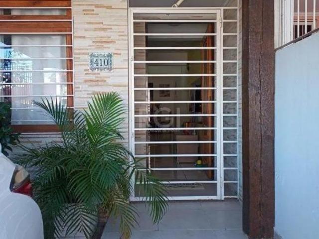 Casa para Venda 131.92m², 2 dormitórios, sendo 2 suites, Guarujá