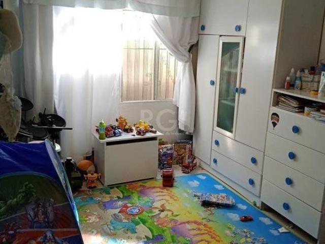 Casa para Venda 140m², 5 dormitórios, 2 vagas Cavalhada, Porto Alegre
