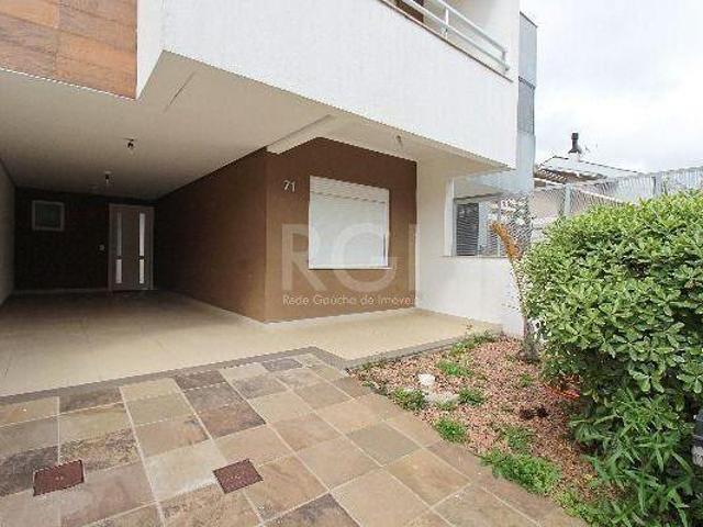 Casa para Venda 150m², 4 dormitórios, sendo 2 suites com uma no térreo, 2 vagas Lagos De Nova Ip
