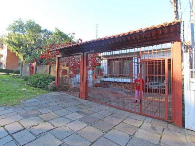 Casa para Venda 160m², 4 dormitórios, sendo 1 suites, 3 vagas Medianeira