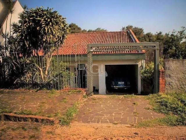 Casa para Venda 160m², 3 dormitórios, sendo 1 suite, 2 vagas Teresópolis