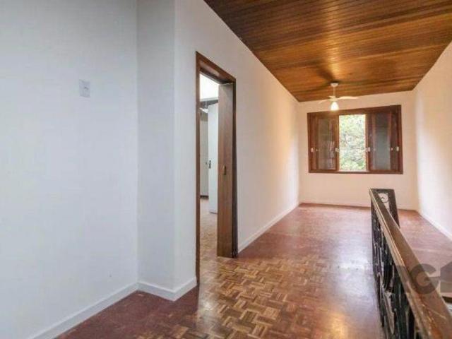Casa para Venda 160m², 3 dormitórios, sendo 1 suite, 2 vagas Teresópolis