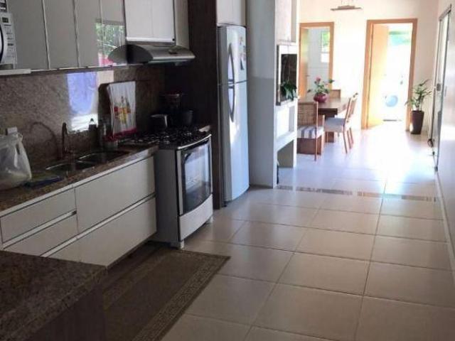 Casa para Venda 160m², 3 dormitórios, sendo 1 suites, 3 vagas Tristeza