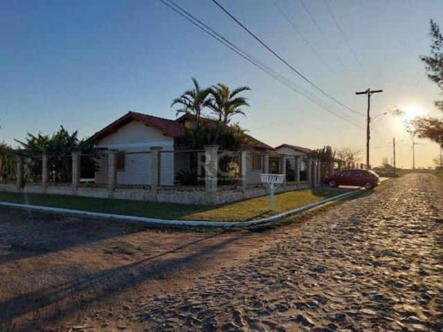 Casa para Venda 160m², 3 dormitórios, sendo 1 suites, 4 vagas Tramandaí