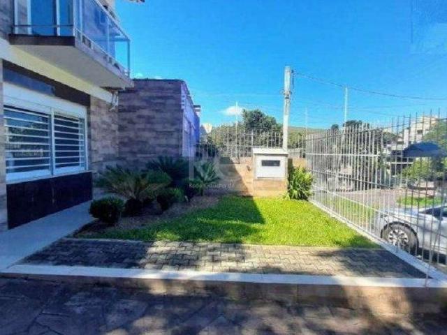 Casa para Venda 171.46m², 3 dormitórios, sendo 1 suites, 4 vagas Medianeira