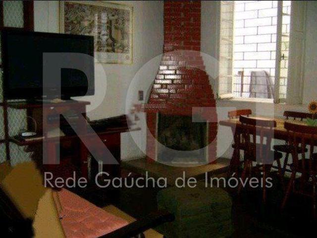 Casa para Venda 188m², 4 dormitórios, 4 vagas Menino Deus
