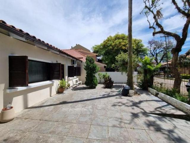 Casa para Venda 180m², 4 dormitórios, sendo 1 suites, 2 vagas Ipanema