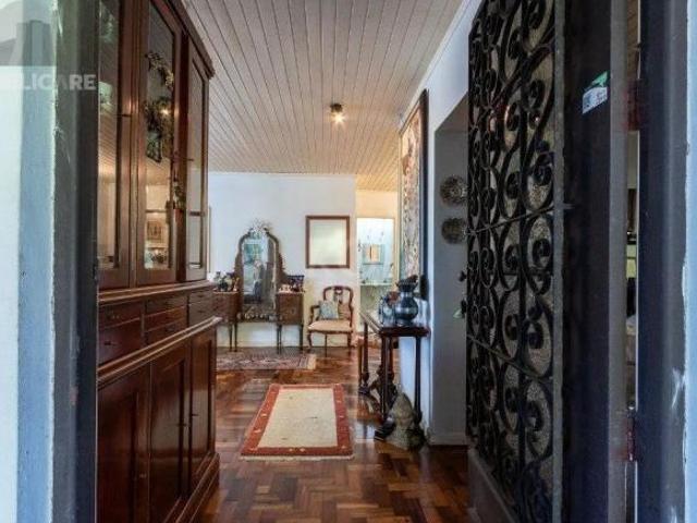 Casa para Venda 192m², 4 dormitórios, sendo 3 suites, 4 vagas Tristeza